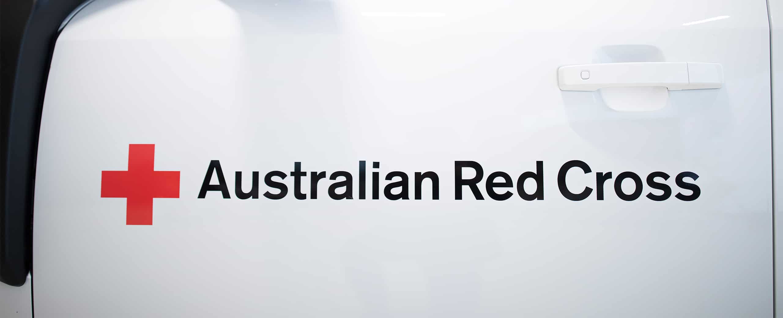 Land Rover® Red Cross Sponsorship - Land Rover® Australia